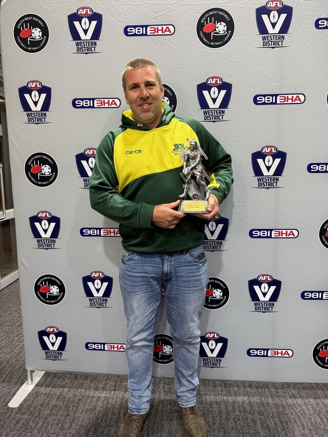 League's top honour caps off Murdock's Giant season | Portland Observer